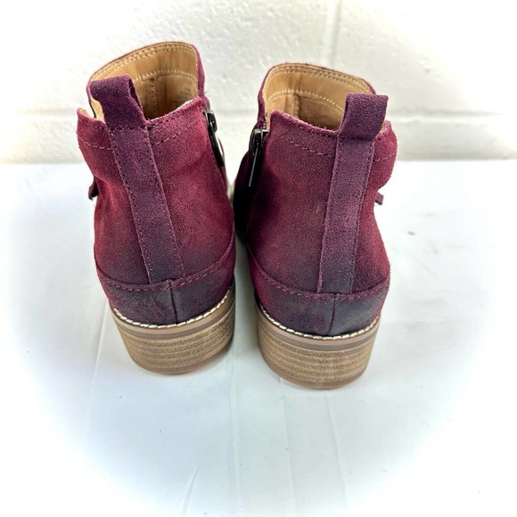 Earth | Shoes | New Earth Womens Nadya Round Toe Casual Booties In Dark ...